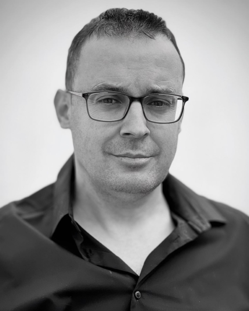 Presentación de libro "El Eco del Sueño" de Pablo Carrión - Ayuntamiento de Consuegra